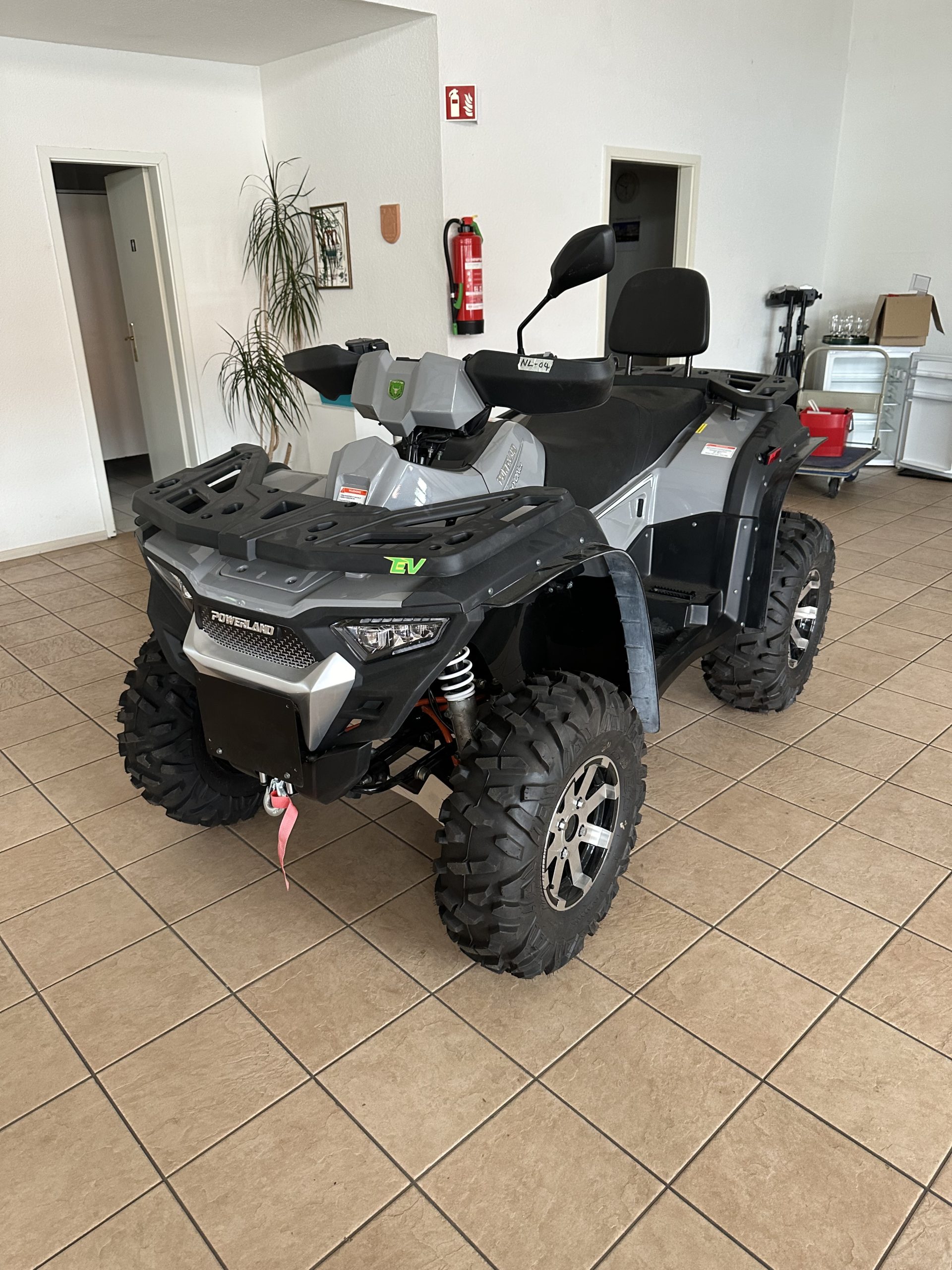 Powerland Tachyon vollelektrisches ATV L7E 90km/h: Elektrisierende ...